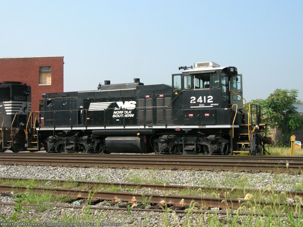 NS 2412